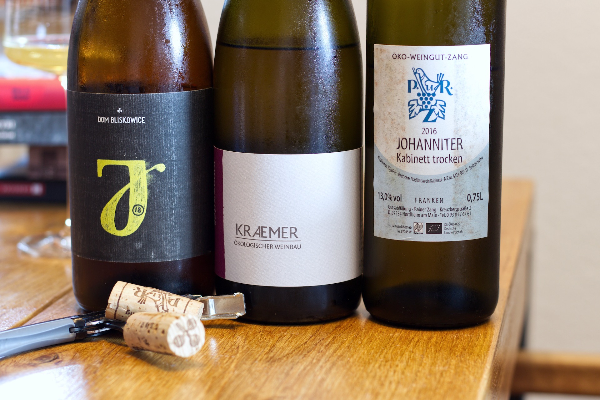 Three Bottles Johanniter · saufwein