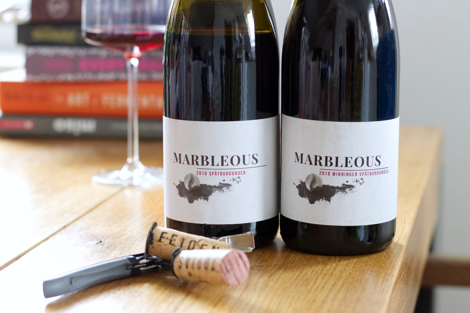 Two Bottles Marbleous · saufwein